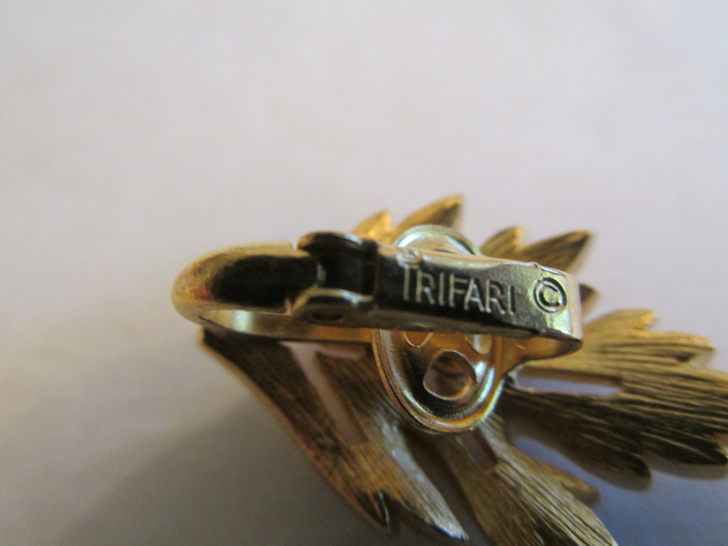 Vintage Signed Trifari Leaf Design Earrings - Etsy