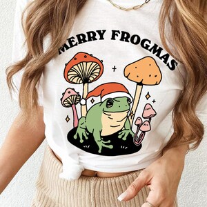 Retro Frog Christmas Tshirt, Merry Frogmas Shirt, Cottagecore Mushroom ...