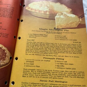 Vintage 1965 Pamphlet Cookbook 100 New Bake-off Recipes From Pillsburys ...