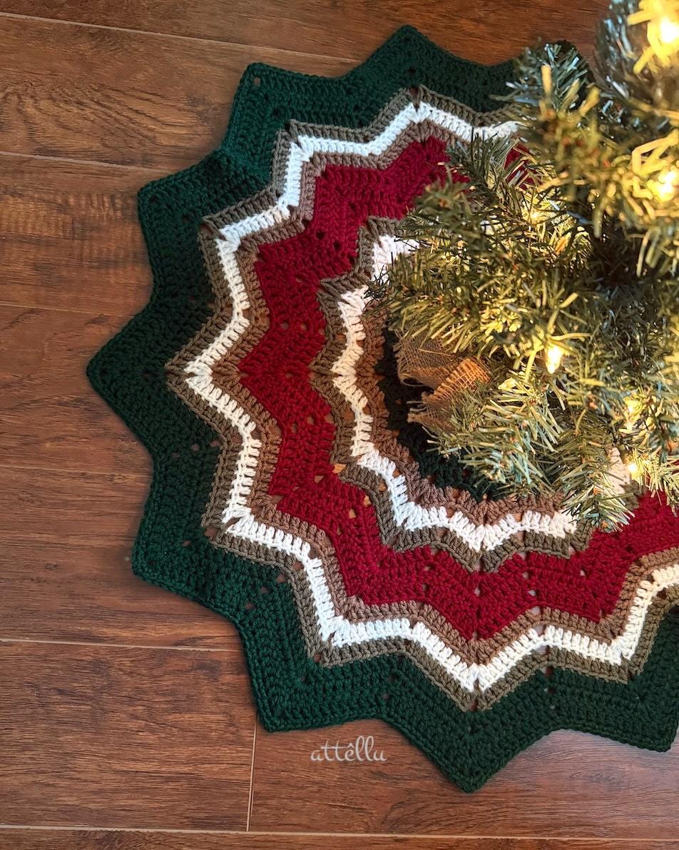 Crochet Christmas Tree Skirt: Vintage Ripple Design, Holiday Home Decor ...