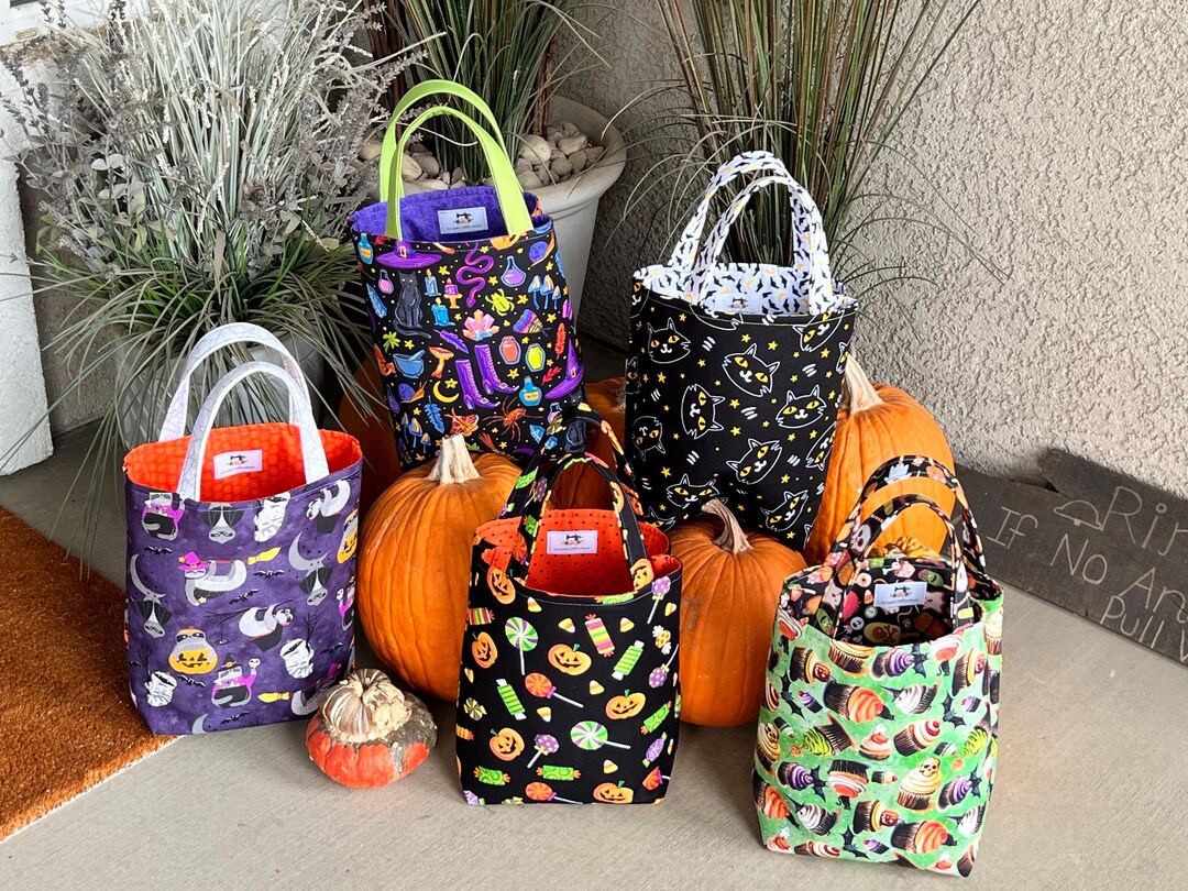 Halloween Totes, Children Candy Totes, All Cotton, Small 11tx11wx3.75d ...