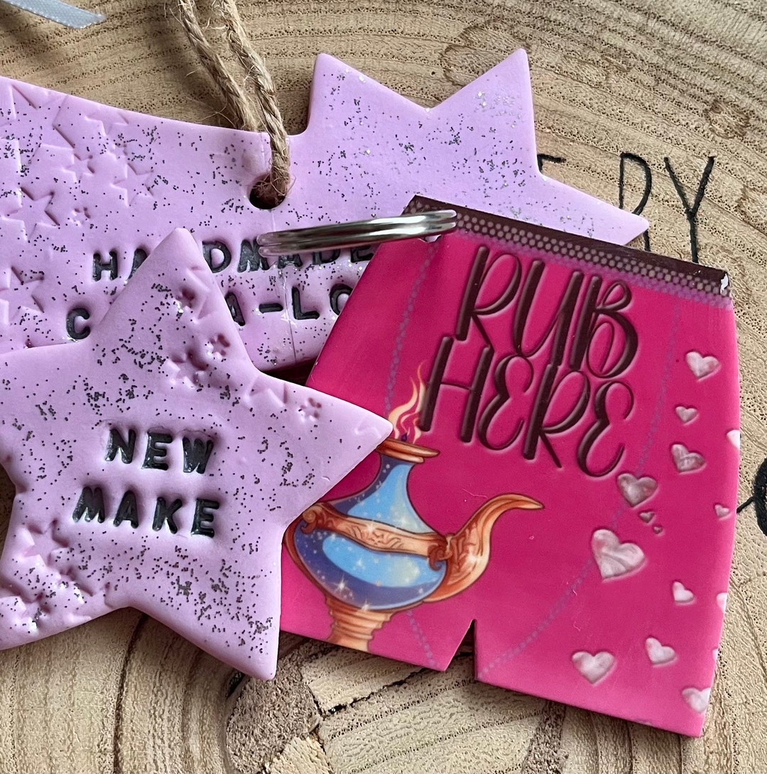 Rub Here Keyring - Etsy