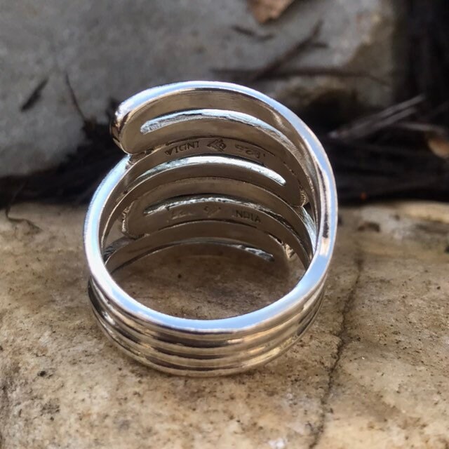 R1532. Anillo de laberinto moderno de Silpada Designs. - Etsy España