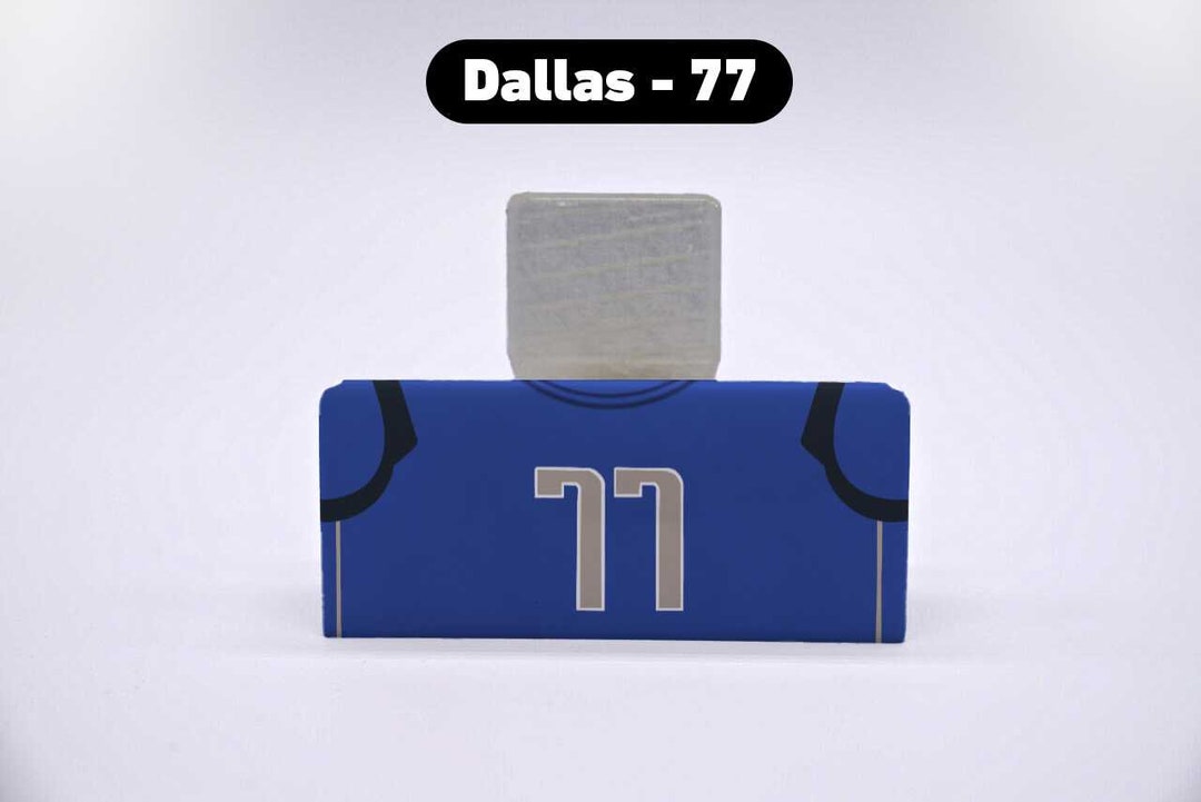 Basketball Dallas 77 Jersey Series Varistand Trading Card Display - Etsy