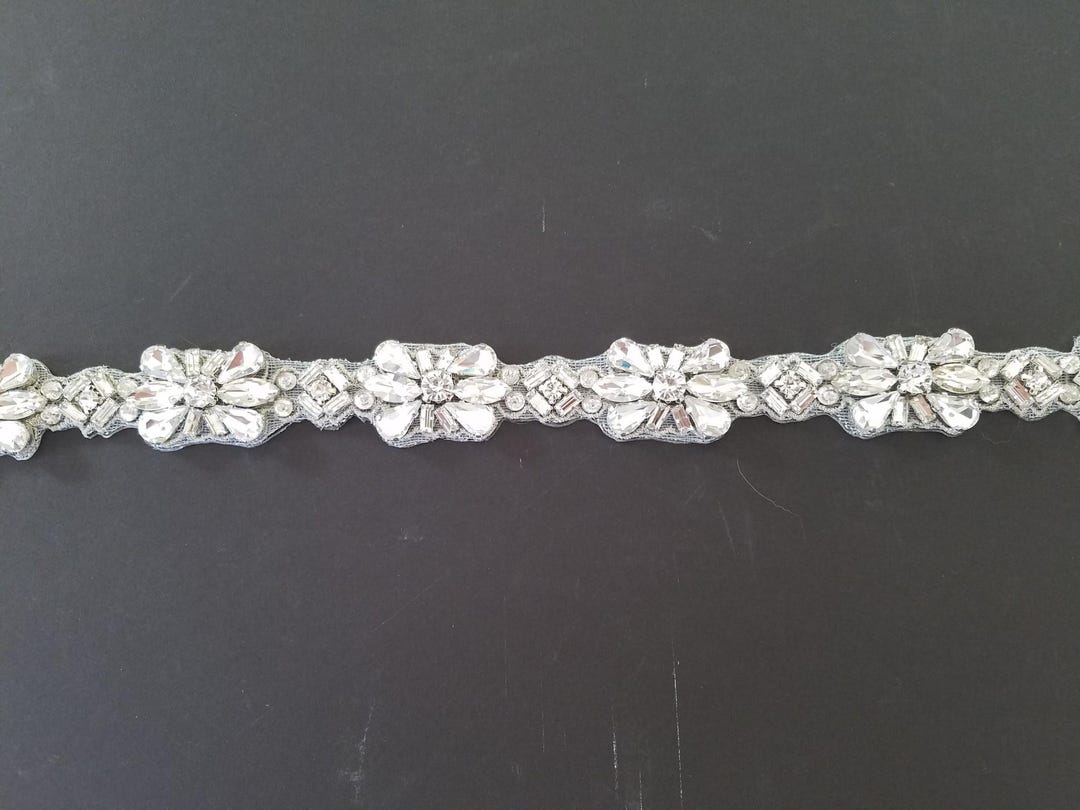 DIY Jeweled Applique Part 33 Jeweled Part Vintage Silver Clear Stone ...