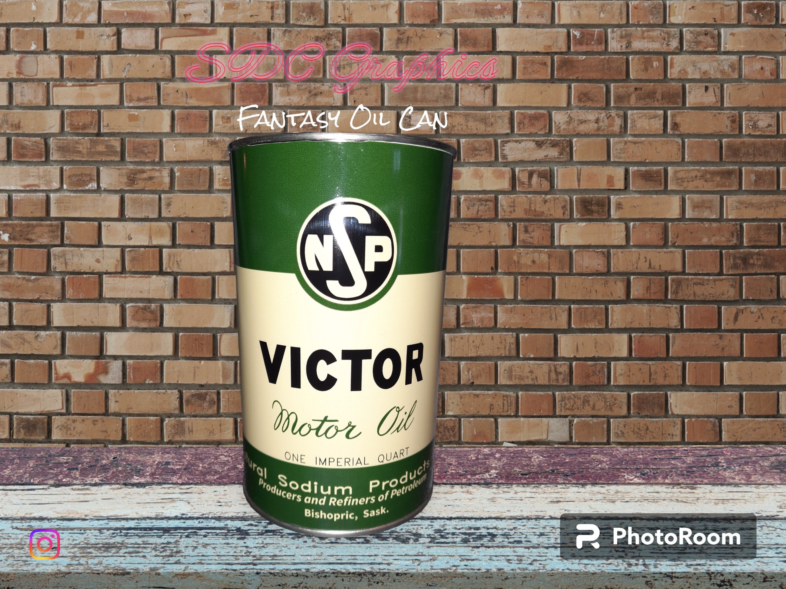 Victor - Reproduction Oil Can - Etsy