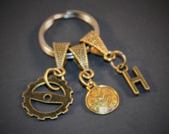 Clock keychain | Etsy