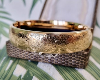 Solid Gold Bangle - Etsy