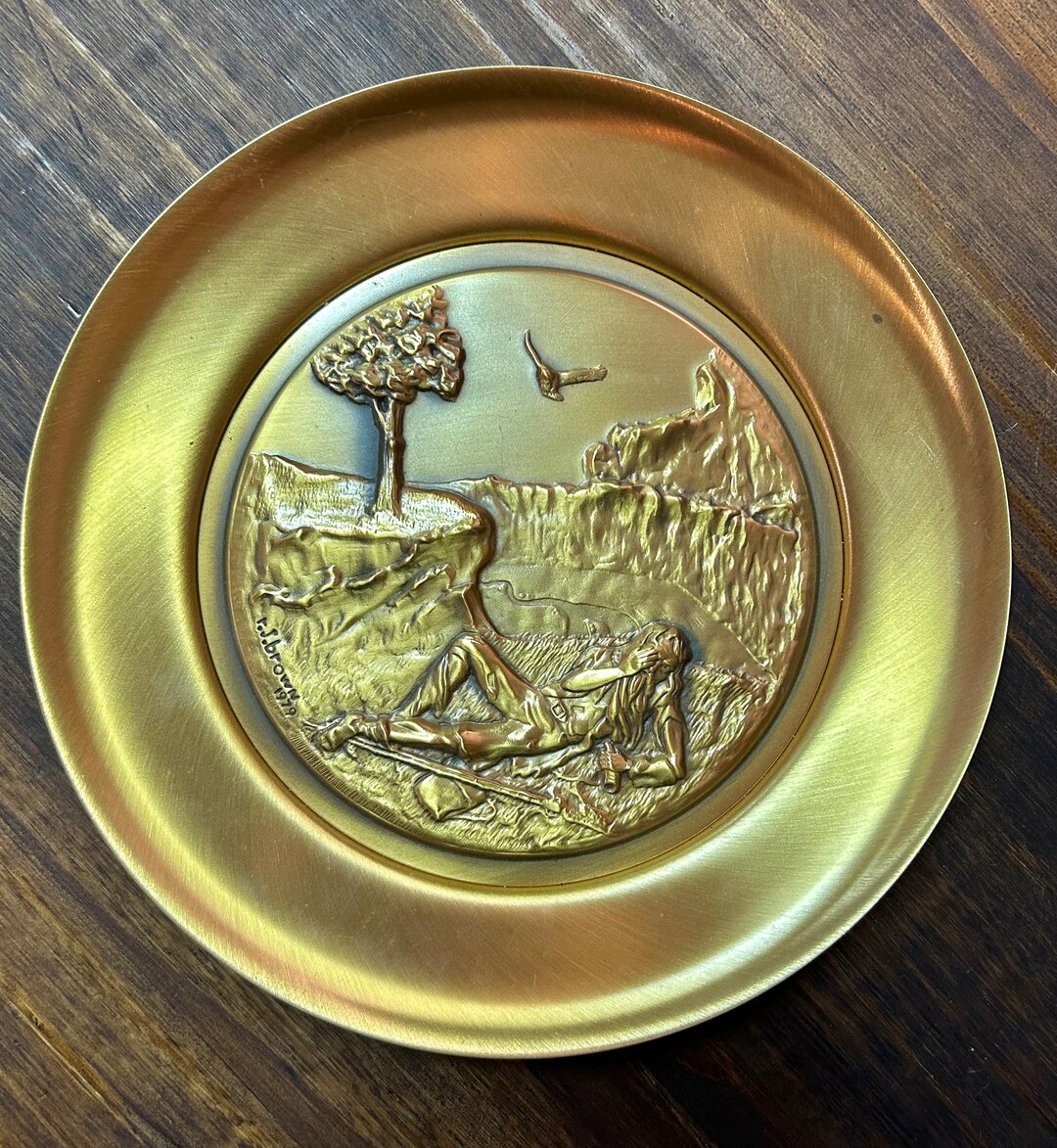 Vintage Rip Van Winkle Collectors Plate - Creative World Limited ...