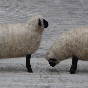 Needle Felted Wool Sheep Ornament – Handmade 3" Standing Decor - Etsy