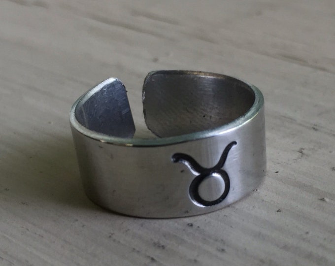 Taurus Ring - Horoscope Ring - Zodiac Jewelry - Zodiac Ring - Astrology ...