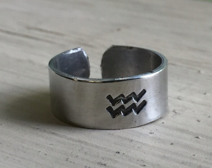 Aquarius Ring - Horoscope Ring - Zodiac Jewelry - Zodiac Ring ...