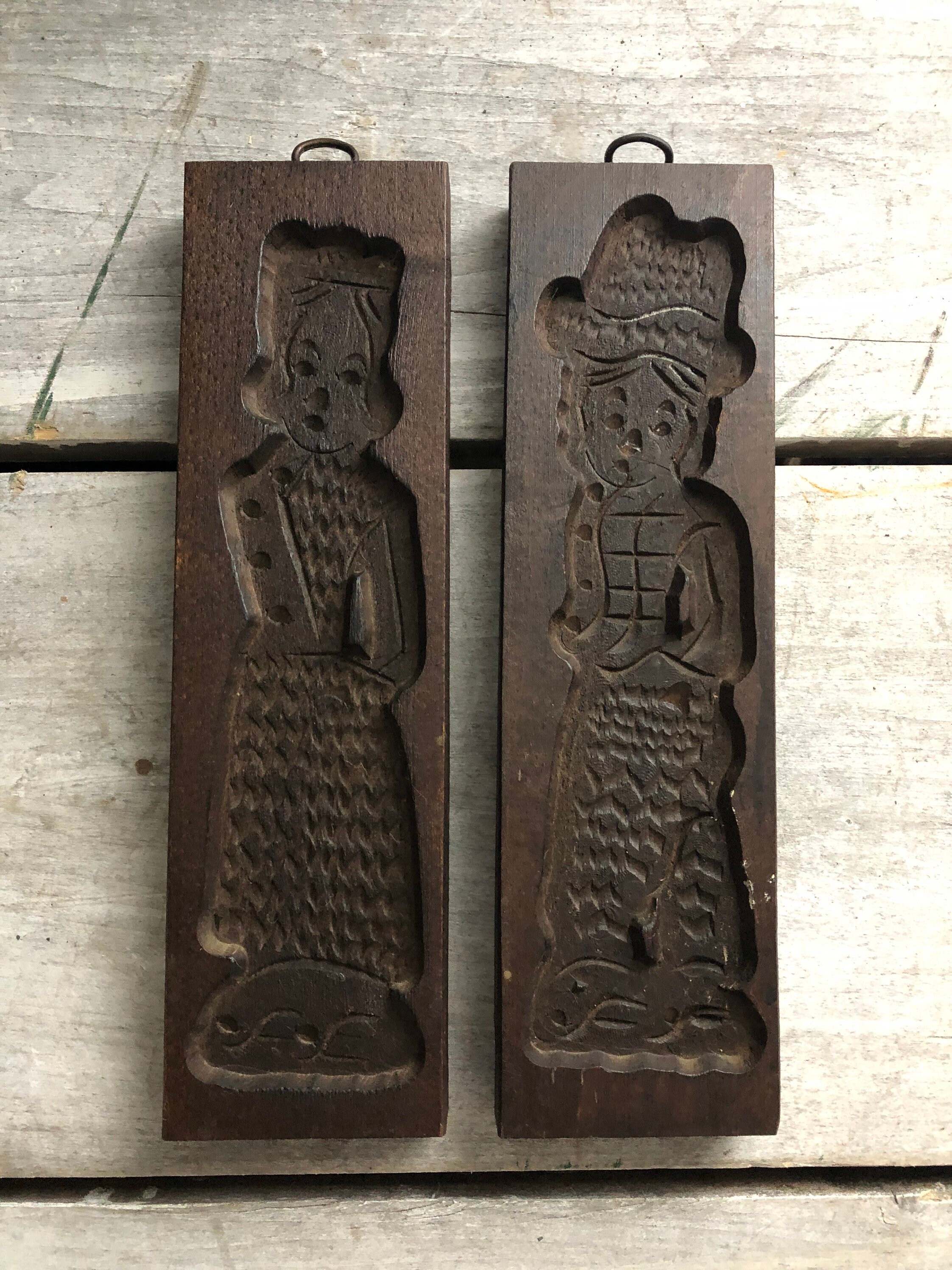 Carved wooden cookie molds store
