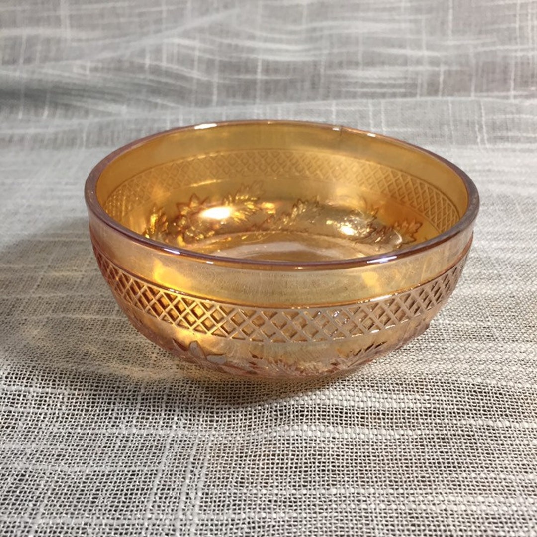 Marigold Carnival 5” Glass Bowl With Leaf Design - Iridescent Marigold ...