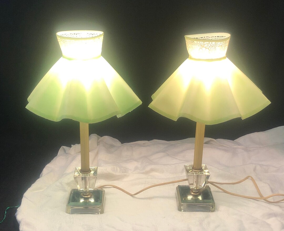 PAIR Mid Century Boudoir Lamps - Ruffled Clip-on Green Plastic Shades ...