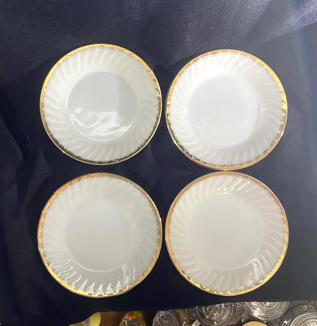 Four Vintage 9” Fire King Swirl Plates - Fire King Translucent Milk ...