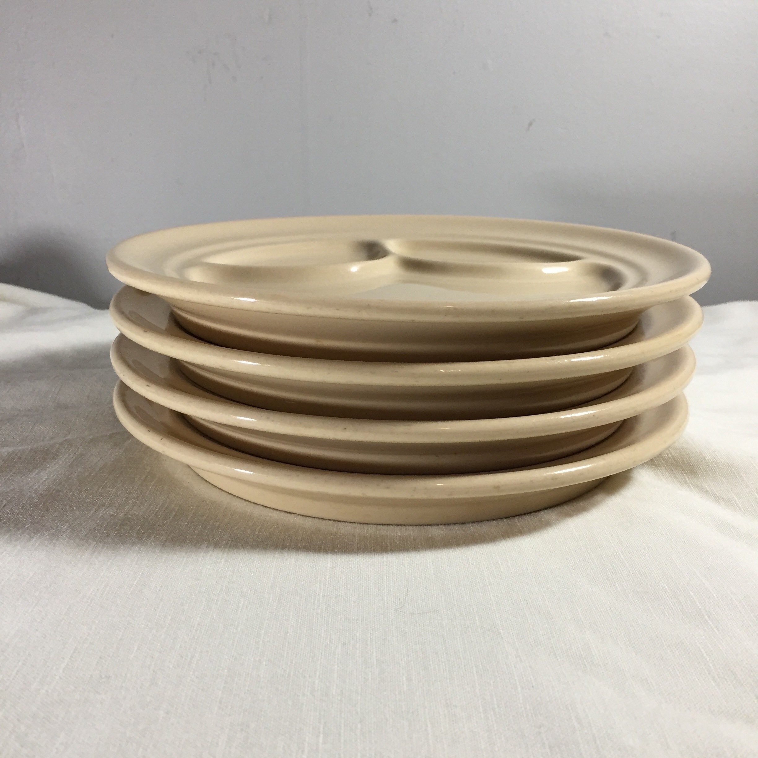 Buffalo China Restaurant Ware Section Plates FOUR Retro - Etsy