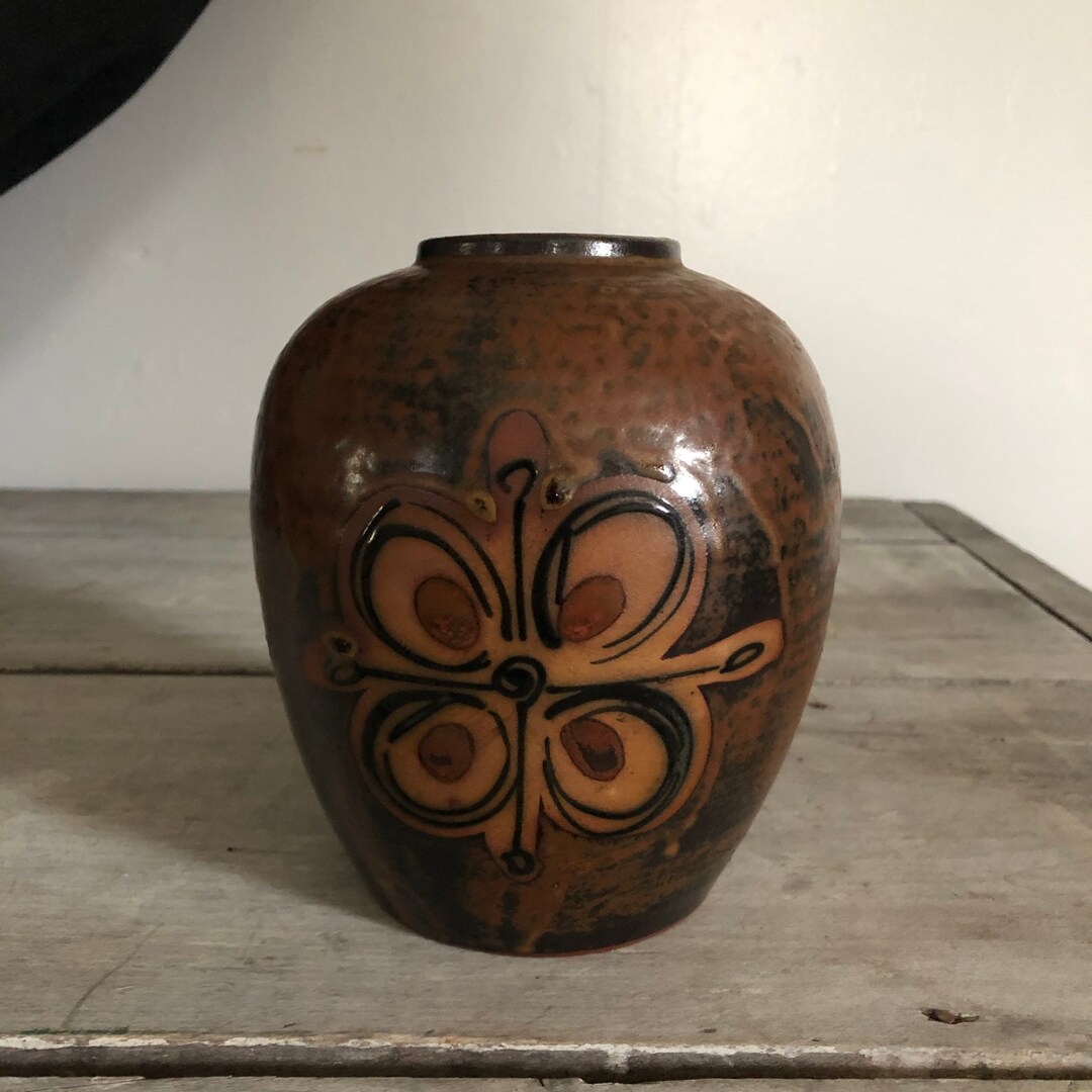 Beautiful OMC Japan Pottery Vase / Ginger Jar - Vintage Japanese ...