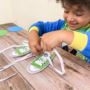 Shoe Lacing Cards, Printable, Shoe Tying Practice, Kindergarten, Kid's ...