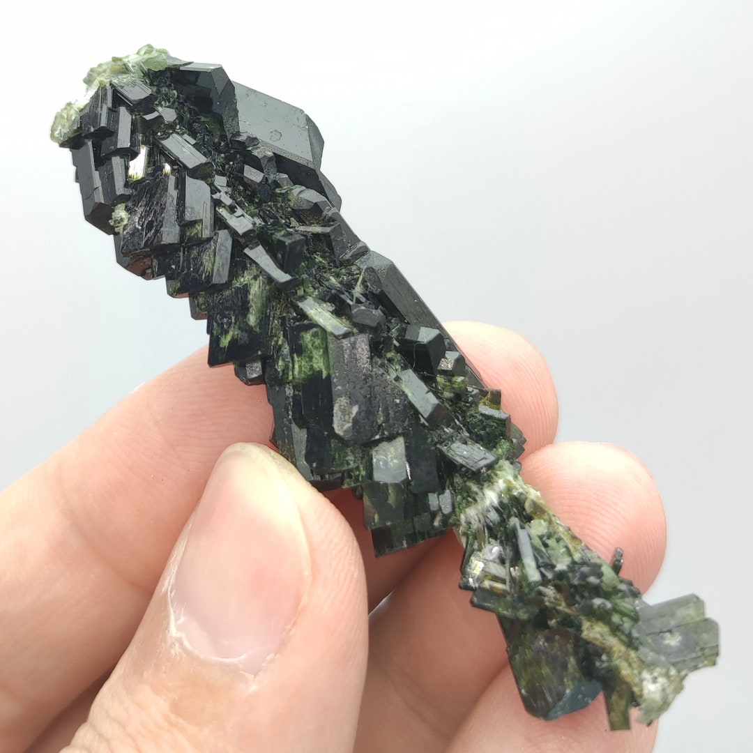Natural Aesthetic Complex and Step Formation Augite Aegirine Crystal ...