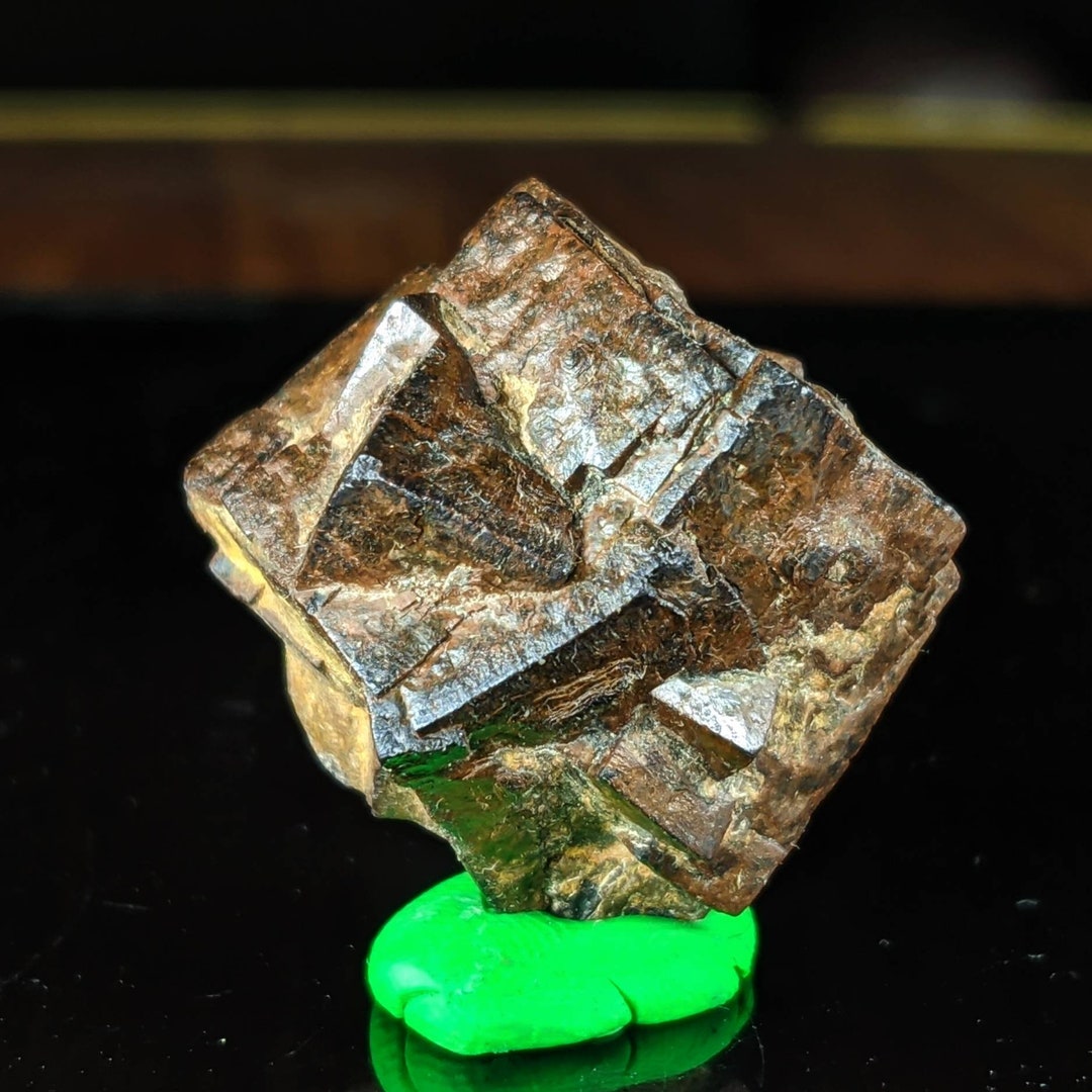 Natural Cubic Beautiful Limonite After Pyrite Pseudomorph Crystal From ...