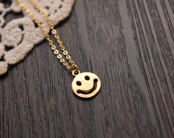 Smile necklace | Etsy