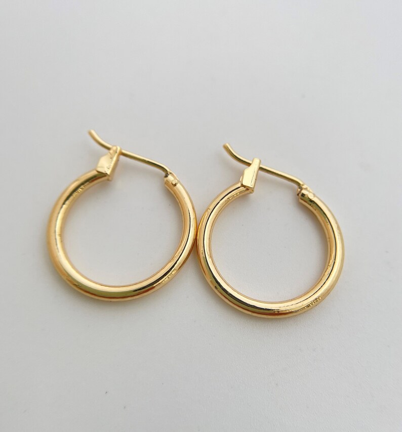 Gold 18mm Hoop Earring Endless Hoops Huggies Simple Earrings Etsy