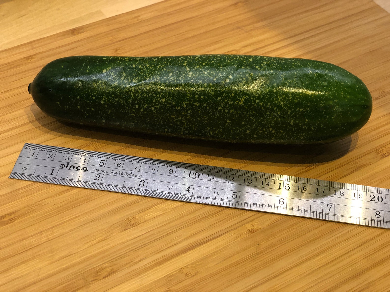 Artificial Cucumber Large Plastic Fake Vegetables Food Green Home Decor ...