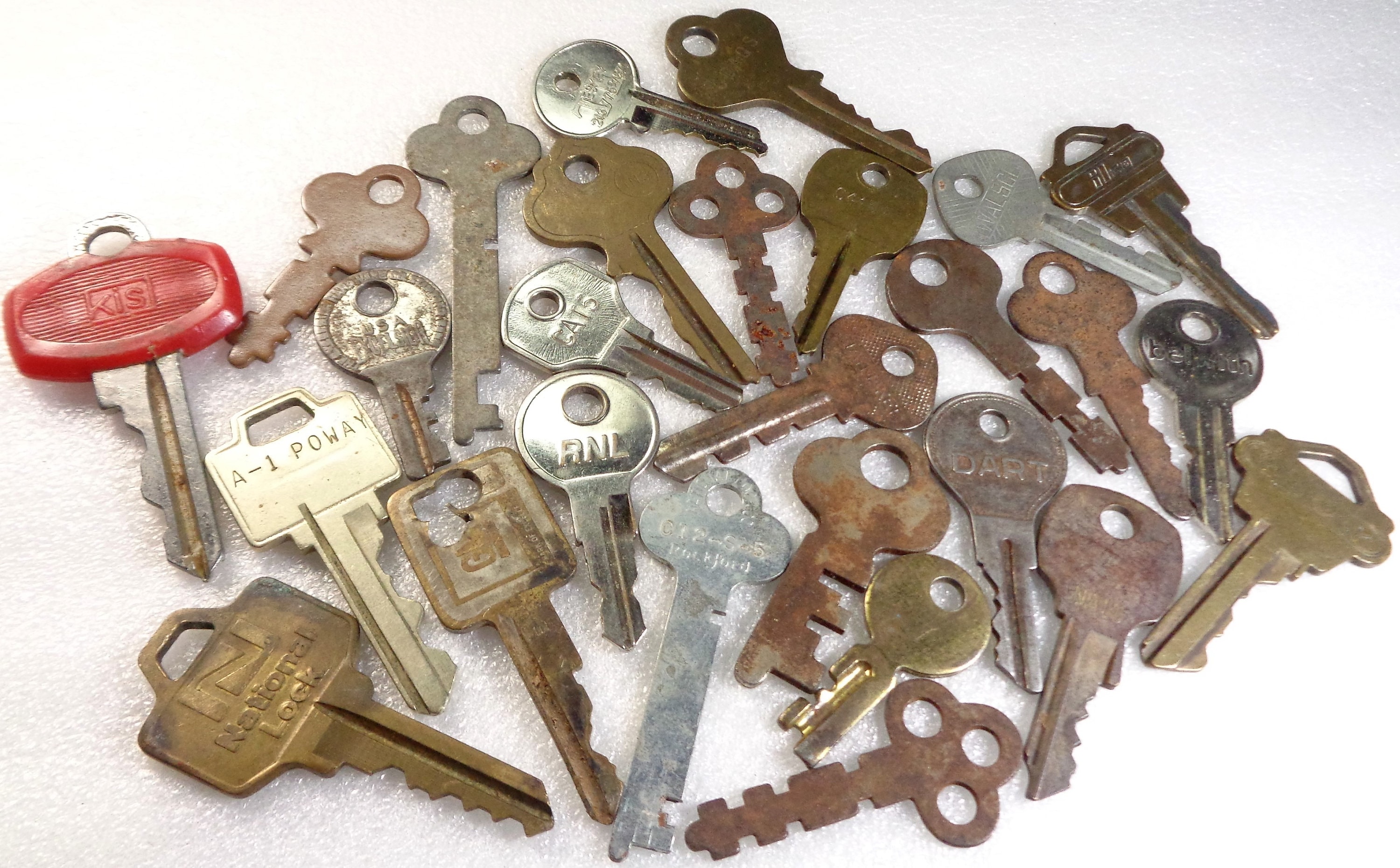 27 Vintage Keys Padlock Keys Room Keys Door Keys Car Keys Old Keys ...