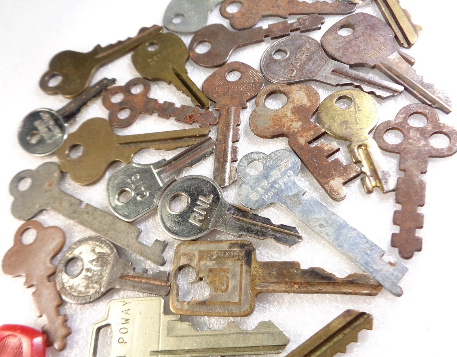27 Vintage Keys Padlock Keys Room Keys Door Keys Car Keys Old Keys ...
