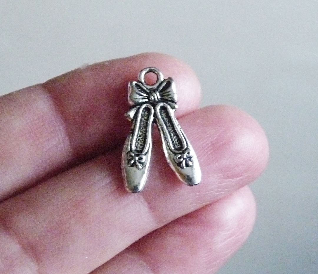 5x Ballet Shoes Charm, Antique Silver Tone C181 - Etsy