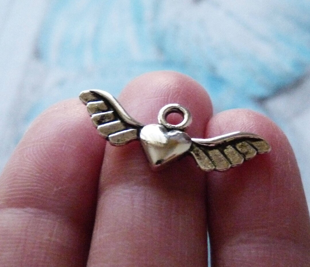 5/10x Angel Wing Heart Love Charms, Antiqued Silver Tone Metal Pendants ...