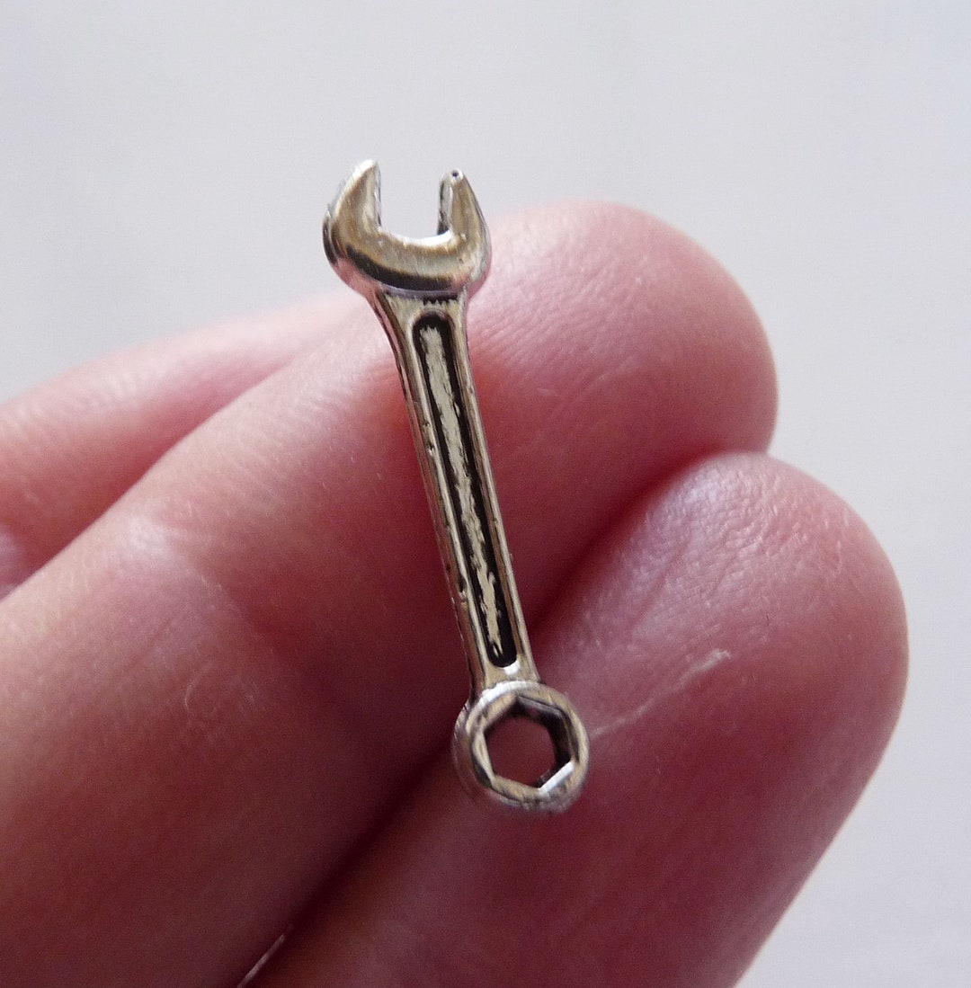 5/10x Wrench Tool Charms, 3D Mechanic Charms, Maintenance Charms, Mens ...