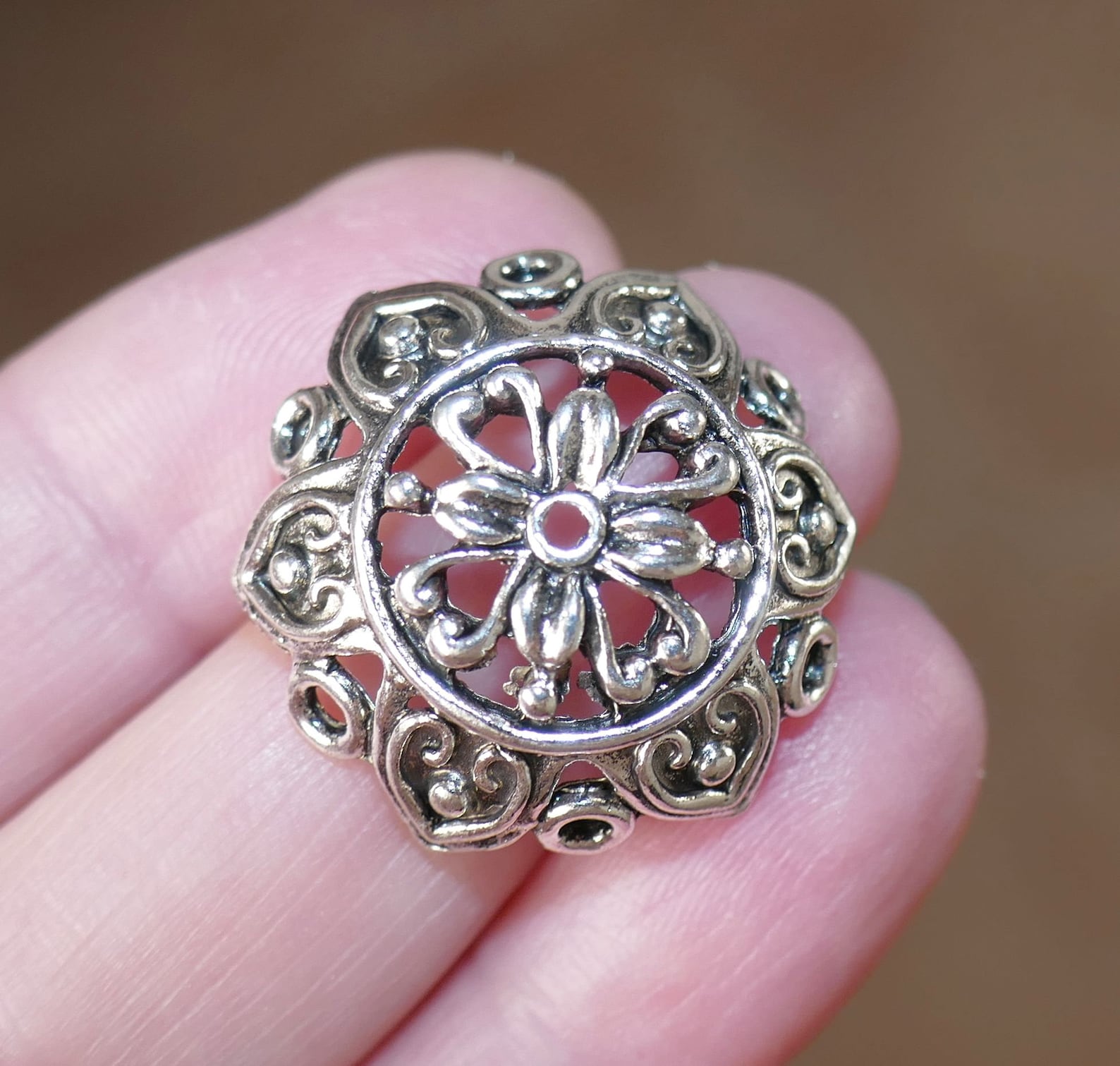 2x Extra Large Flower Bead Caps 25mm, Antique Silver Tone Metal End ...