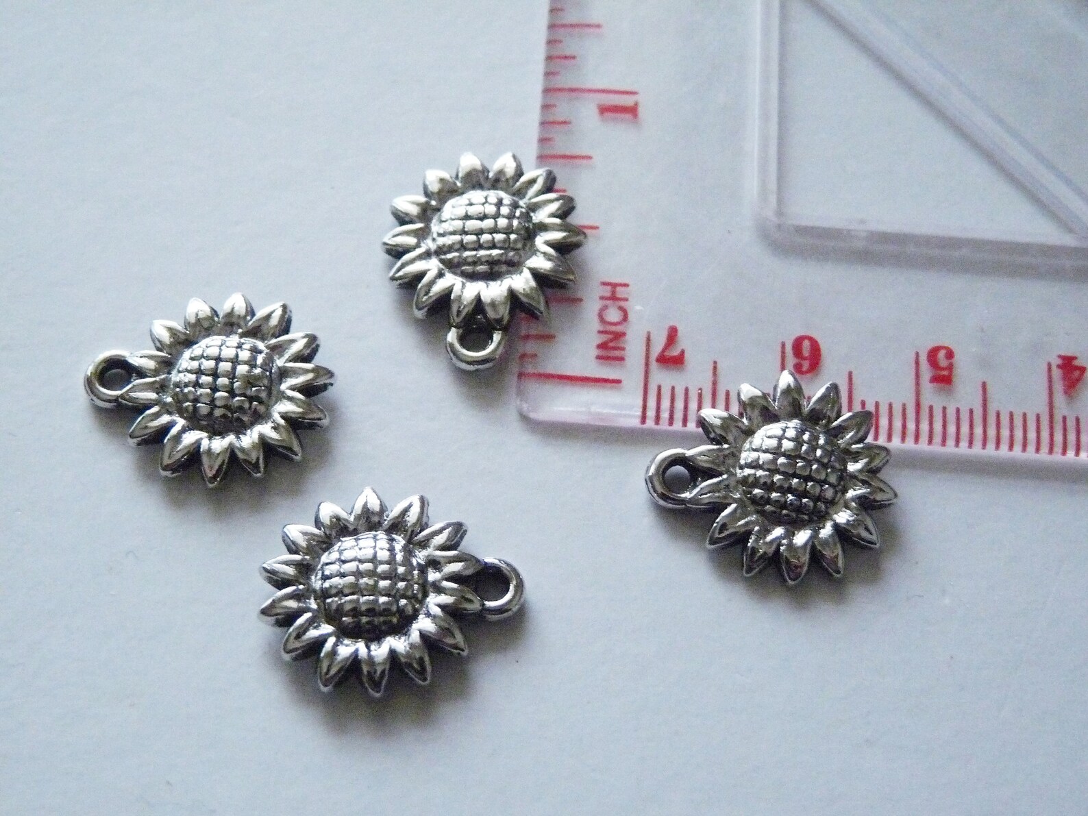 5x Sun Flower Charm Silver Tone Acrylic Flower Charms Charm | Etsy