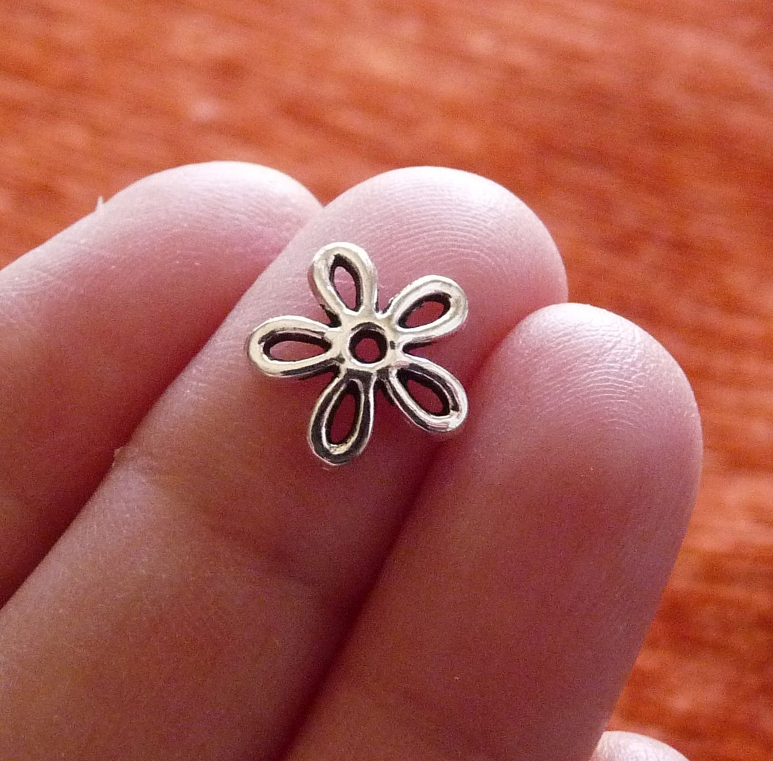 20x Flower Bead Caps, 11mm Flower Bead End Caps, Antique Silver Tone ...