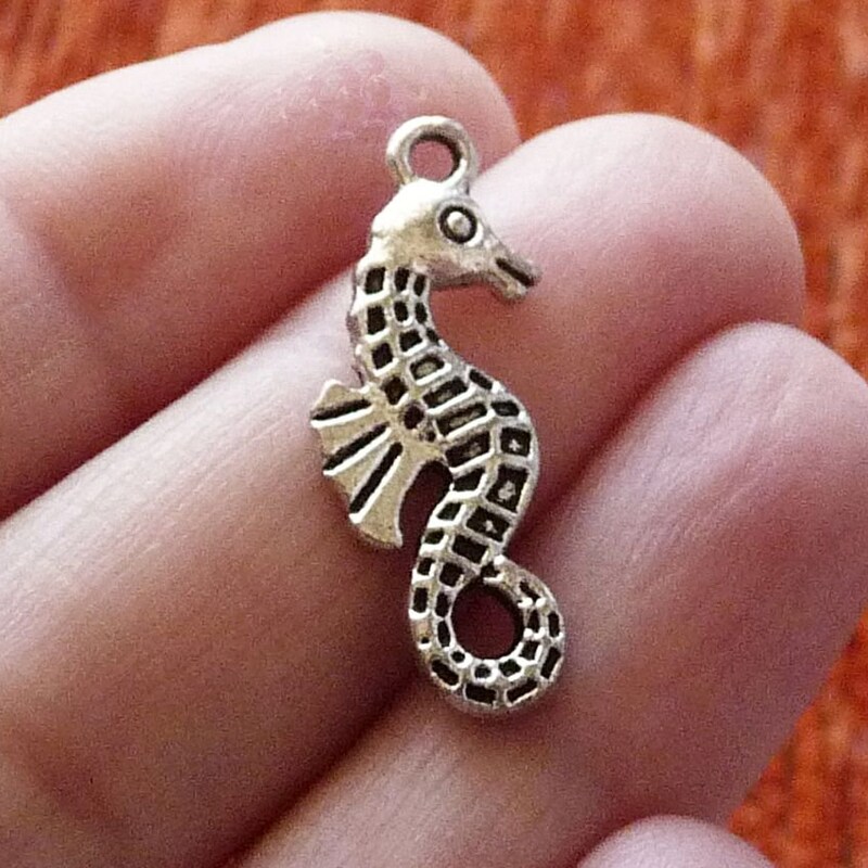 Seahorse Charm - Etsy