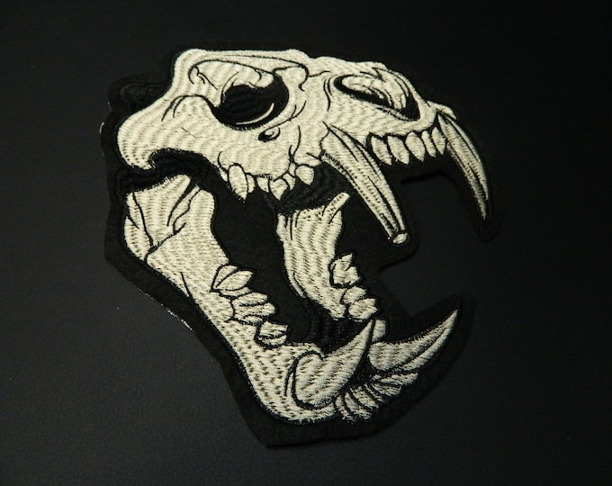 Large Sabertooth Dinosaur Big Cat Saber Tooth Tiger Head Iron-on ...