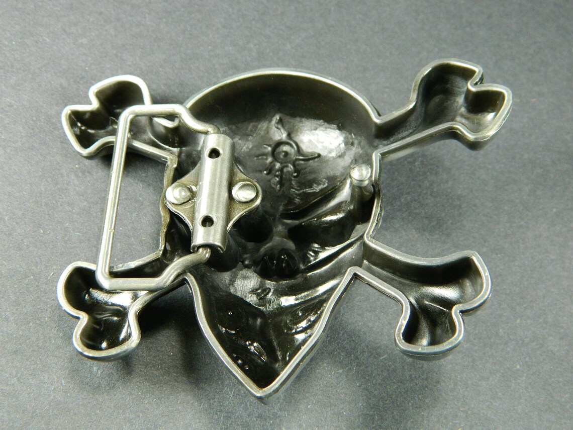 Skull and Cross Bones Bullet Hole Metal Belt Buckle-Head Shot | Etsy