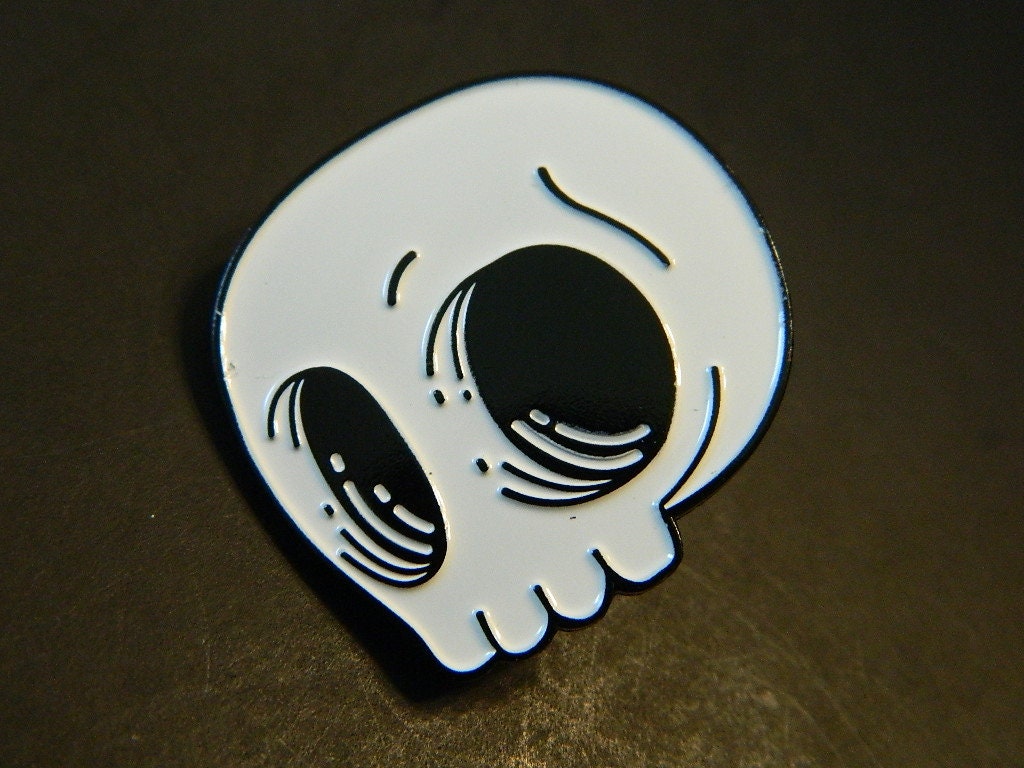 31MM Fun Cartoon Skull Lapel Pin Fairly Large White & Black - Etsy