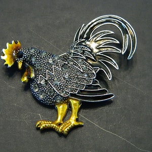 Big Rooster Yellow Comb Brooch Pin - Silver Dotted Brushed Enamel ...