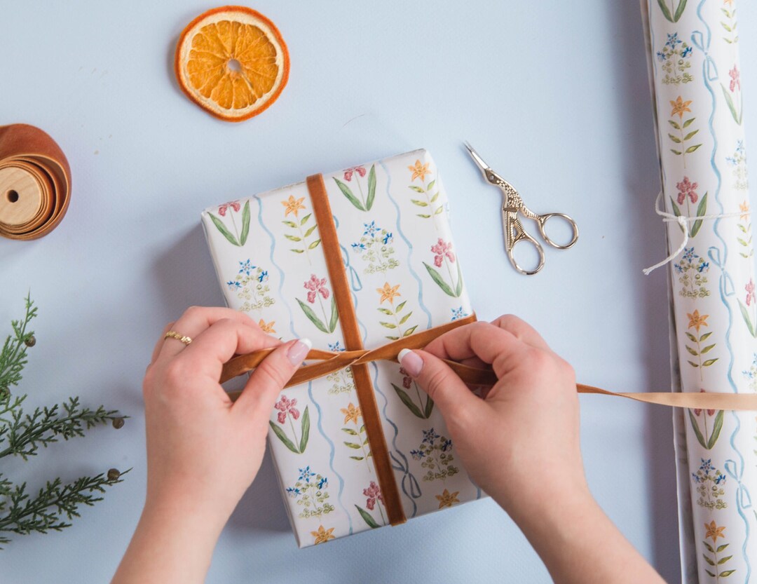 Christmas Wrapping Paper - Tapestry Floral Gift Wrap, Holiday Gift Wrap ...