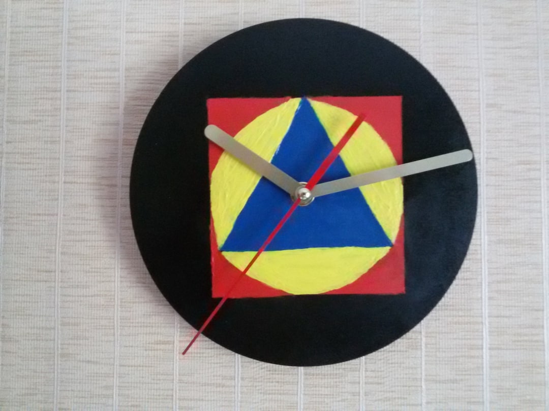 Quartz Wall Clock Abstract Painting Face Gift for Him Gift for Boss ...
