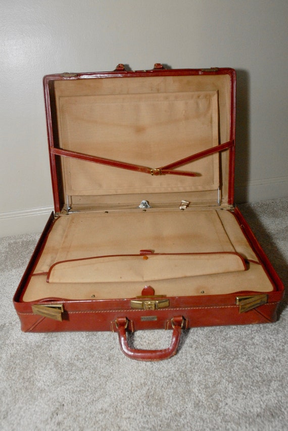vintage leather suitcase - Gem