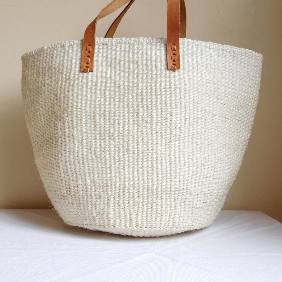 WHITE Handmade Sisal Tote Bag with a Brown Tassel. | Etsy