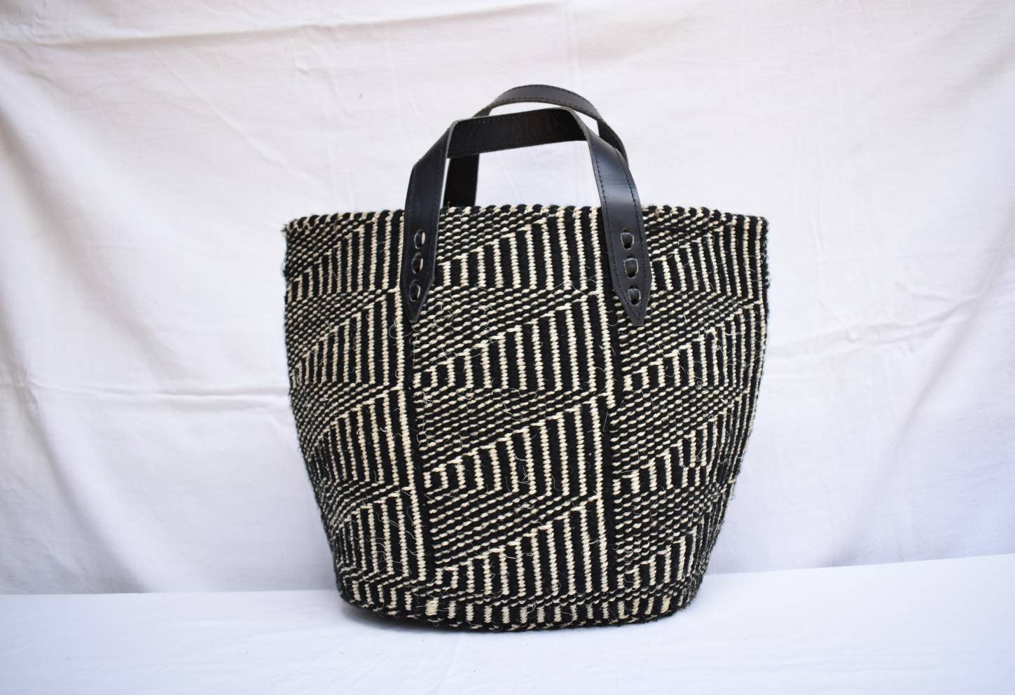 Hand Woven Kiondo Bag in Black and White - Etsy