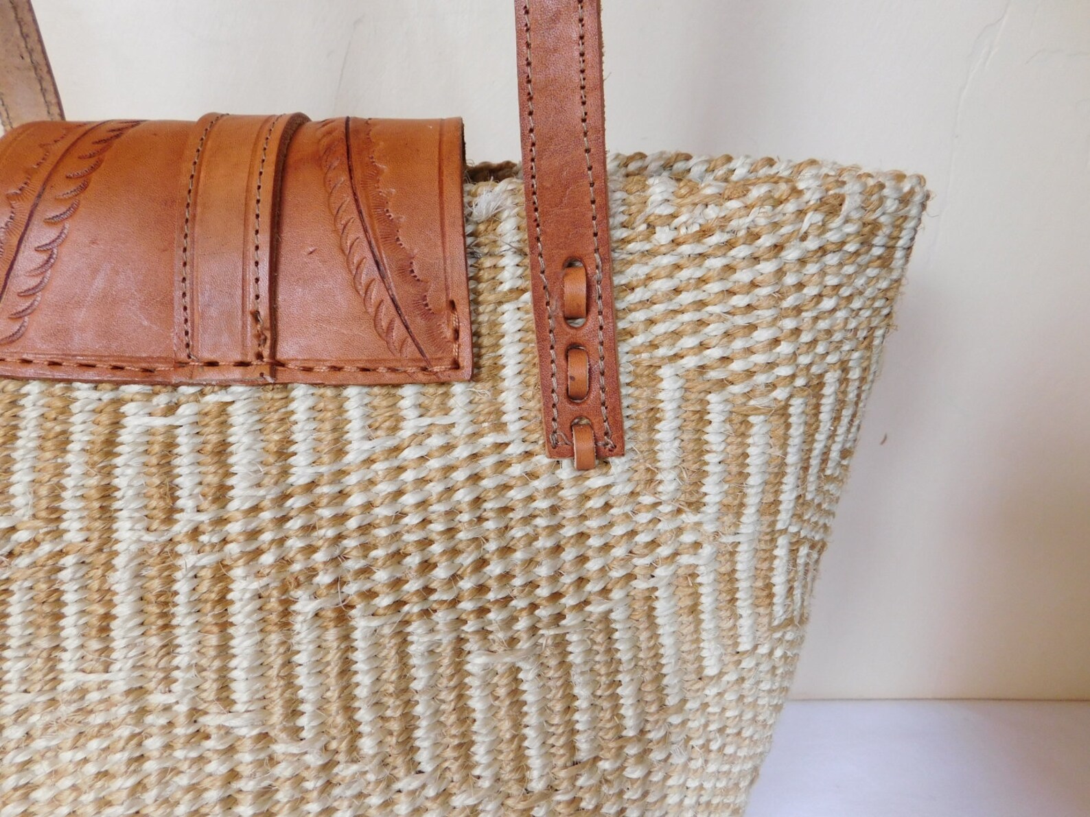 Hand Woven Sisal Tote Bag in Natural Color. | Etsy