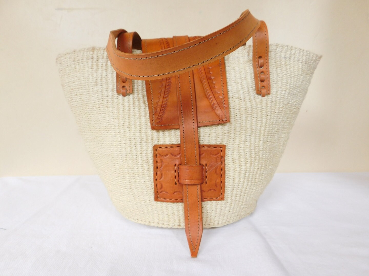 Hand Woven Sisal Tote Bag in Natural Color. - Etsy