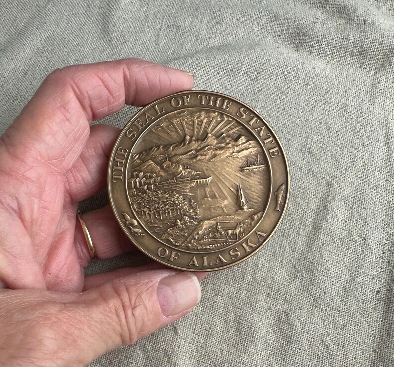 Medallic Art Co, New York, 1959 Bronze Souvenir Coin, Alaska Statehood ...