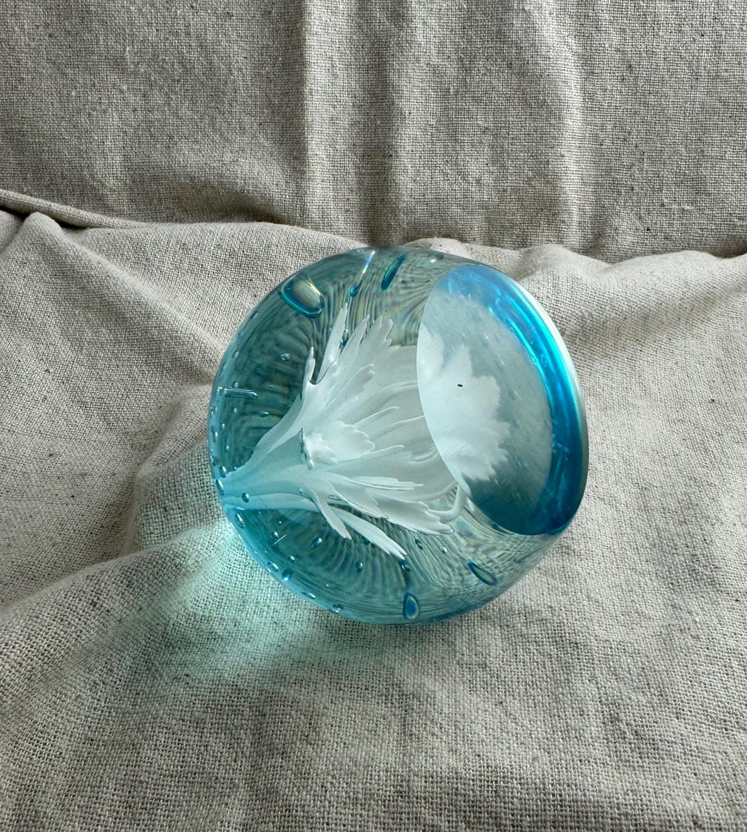 Glass Paperweight With White Flower, Bubbles, and Two Flat Surfaces - Etsy